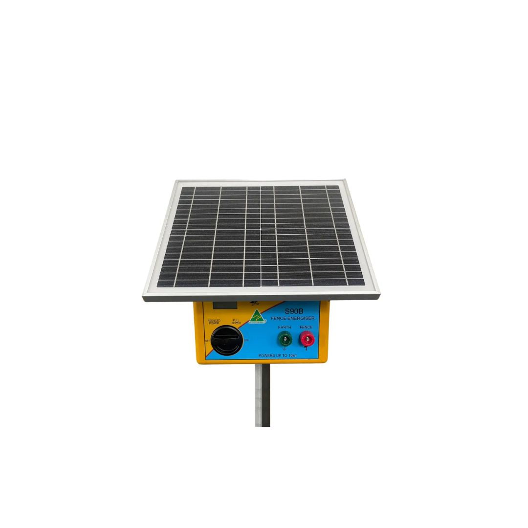 THUNDERBIRD SOLAR ENERGISER WITH BATTERY – Bedwells Feedbarn